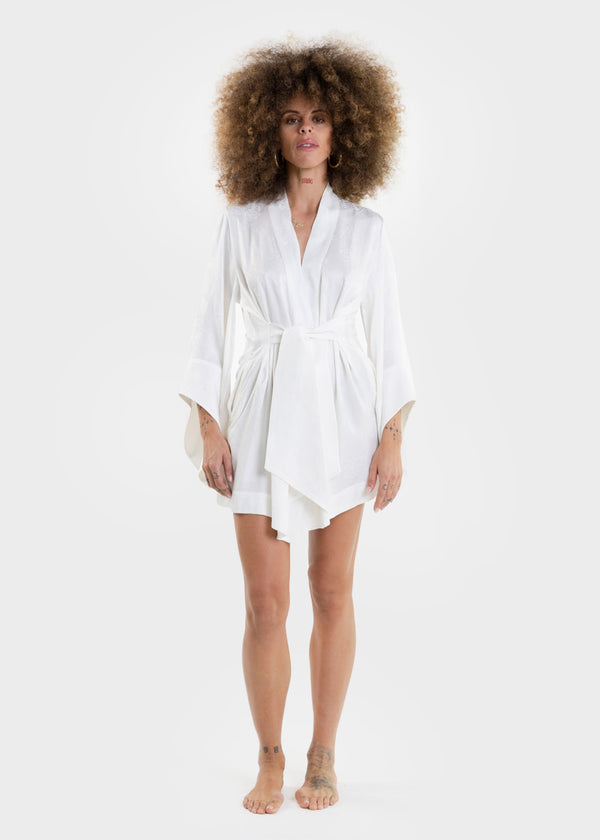 Magnolia Mini Amara Kimono Robe | Vegan Silk Robe for Brides – niLuu